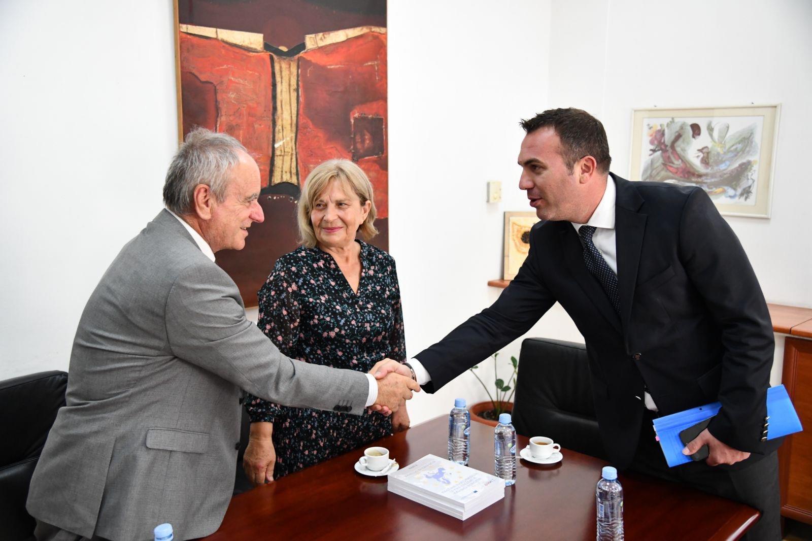 Средба на Адеми со претставници од Националната конвенција за ЕУ